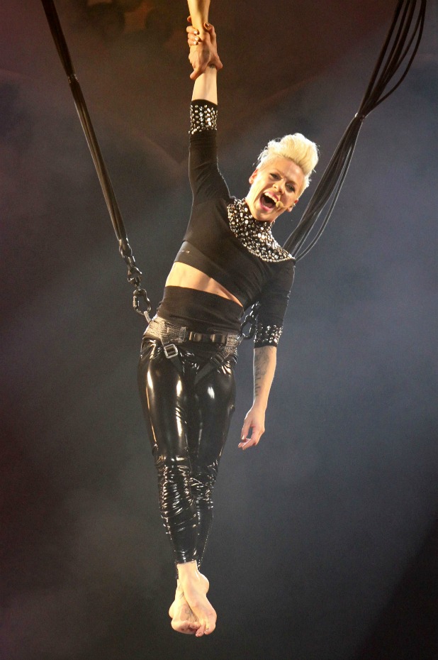 Pink propells across stage in high-flying concert - Celebrity News News ...